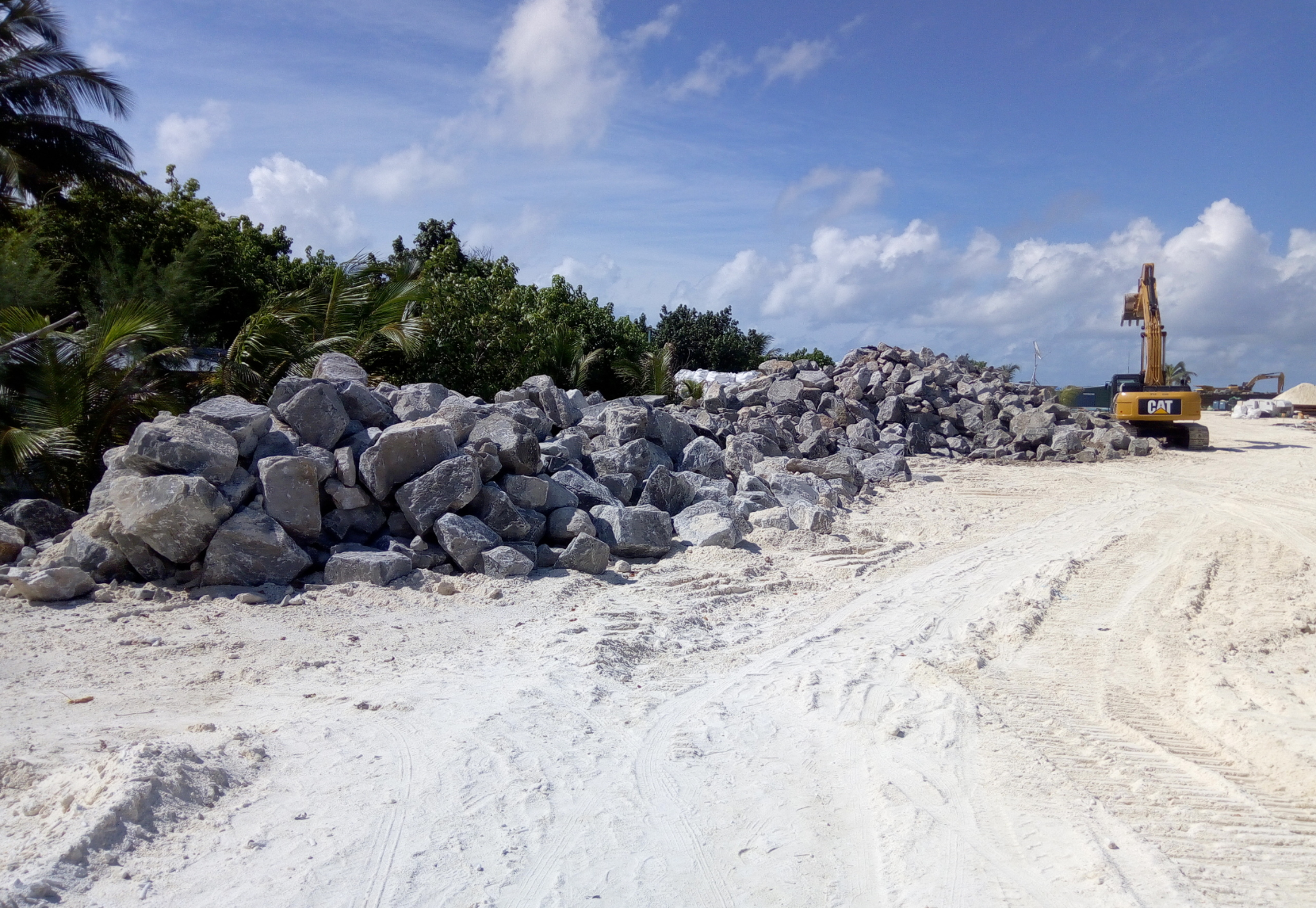 Construction Materials | Damas Express